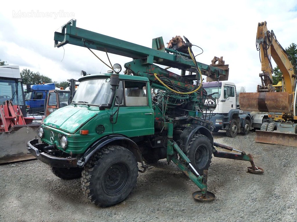 Mercedes-Benz U-406 Unimog bušaće postrojenje