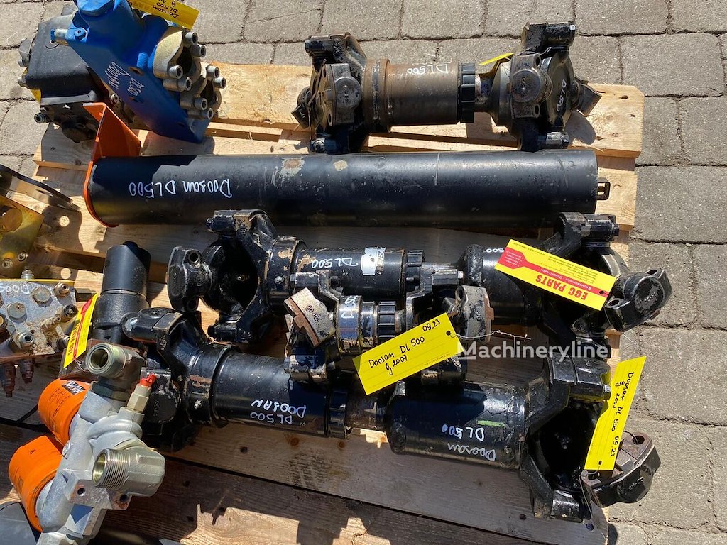 Kardansko vratilo za Doosan DL 500 prednjeg utovarivača