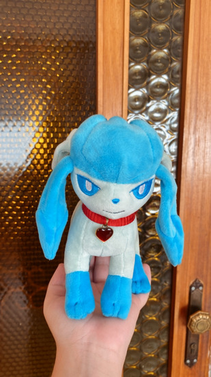 Pokemon glaceon plišani