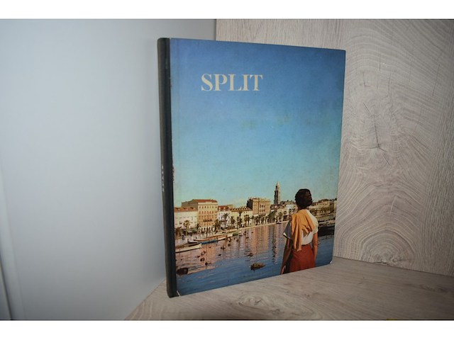 ✦ Split - Jure Kaštelan ✦