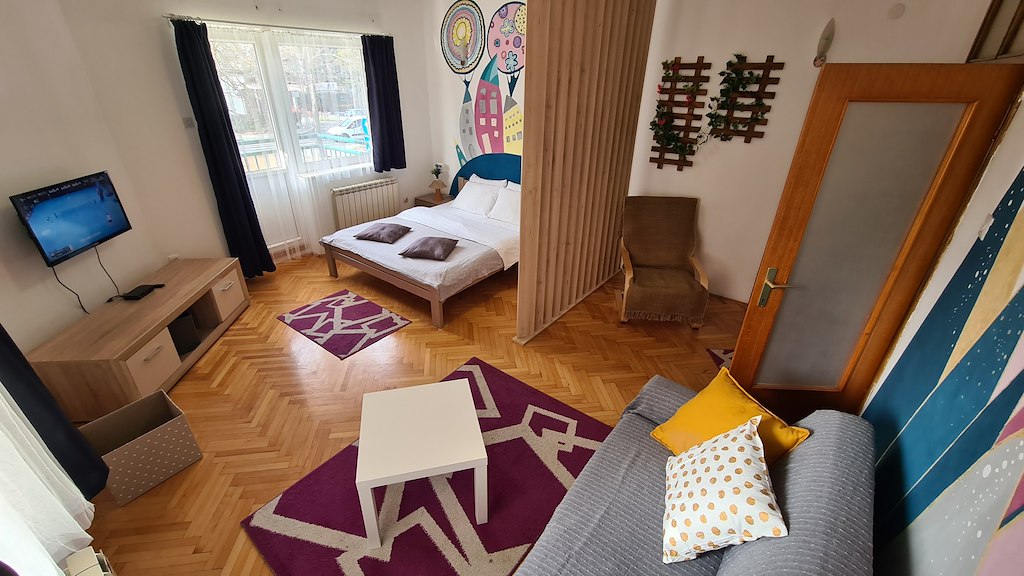 APARTMAN BAMBUS .