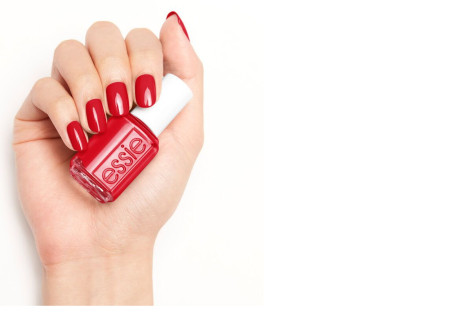 Essie lak za nokte 61 russian roull ( 1100018217 )