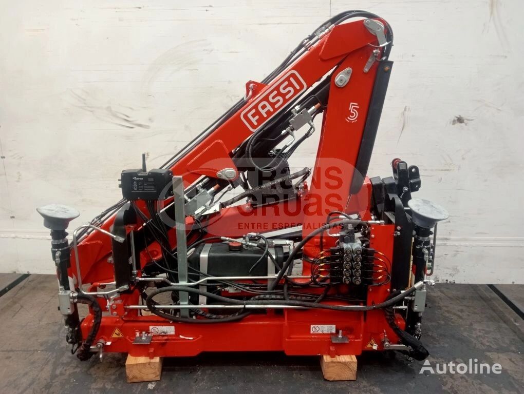 Fassi F26A.0.23 active autodizalica s kranom