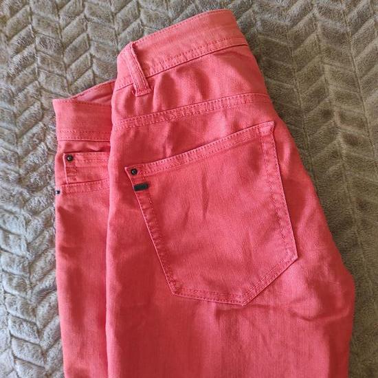 Pantalone Pull&Bear 34, sniženo