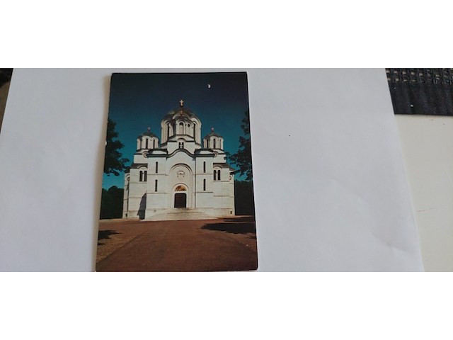 MANASTIRI I CRKVE