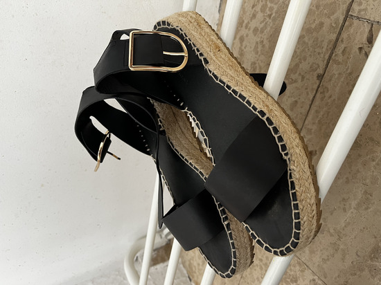 Zara sandale 41