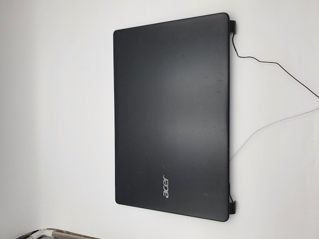 Kuciste ekrana za Acer Aspire E1-522