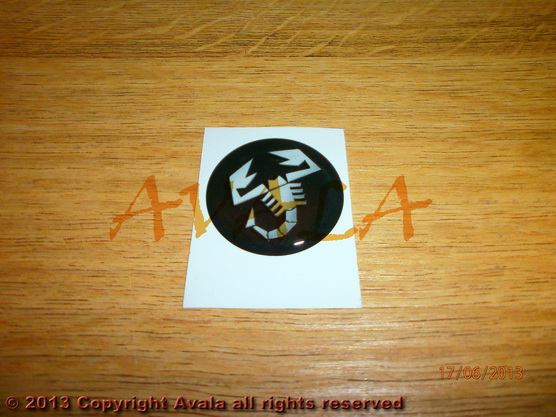 Stiker okrugli 30mm "Abarth" *10902666*