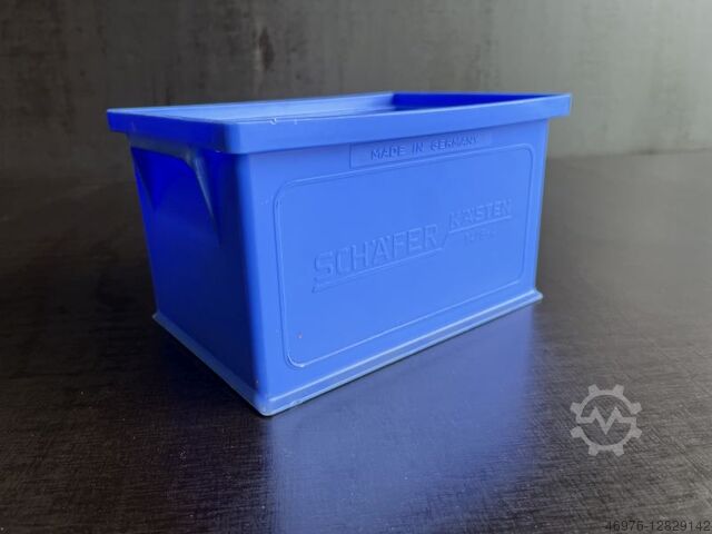 Stacking transport box Stacking box Crate
SSI Schäfer Typ: 14/6-4 / 1 Stück / blau Außenabm.: 210 x 150 x 123 mm (BxTxH)