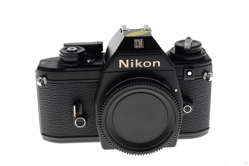 NIKON, NIKKORMAT, NIKKOREX EM, FG, FM, FE, FA, FG-2, FM-2, FE-2, EL, FT, FT-2, FT-3, F-301, F-401, F-501, F,601, F-801