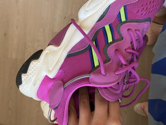 Adidas Ozweego limited edition