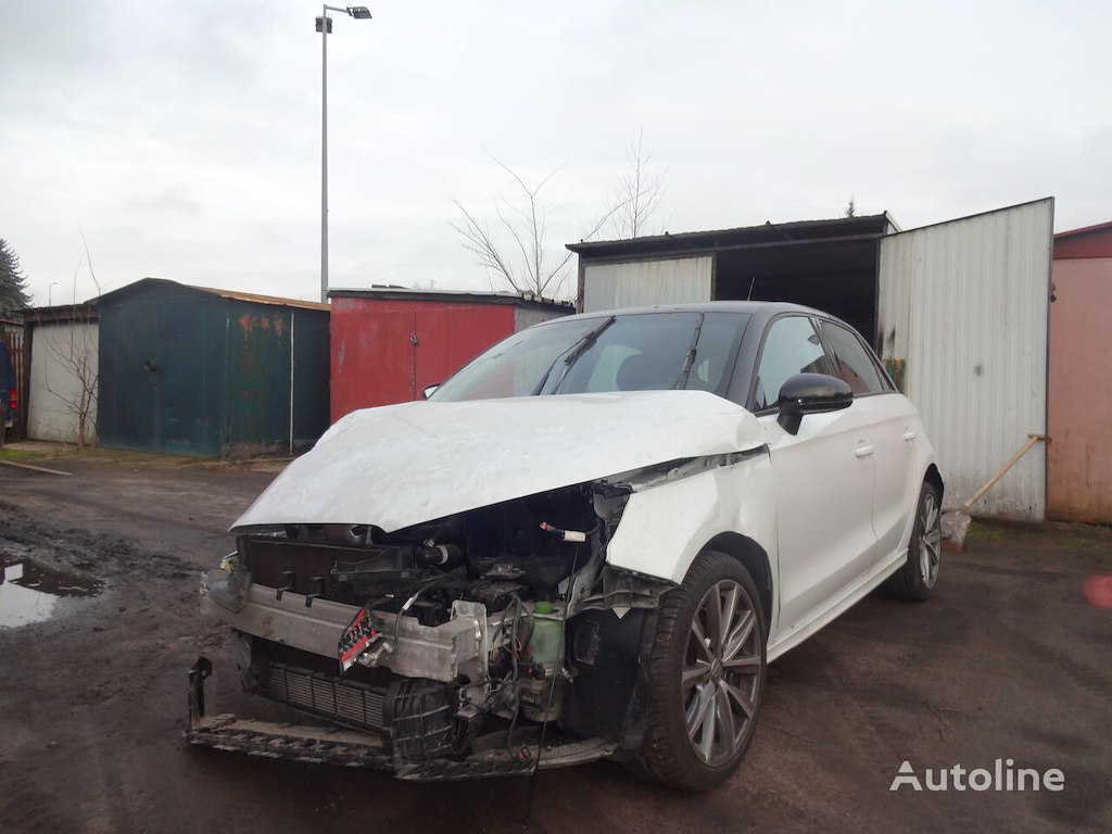 Audi A1 1.2TFSI SPORTBACK hečbek nakon udesa