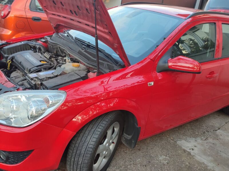 Opel Astra H, 1.6 na prodaju