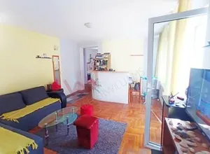 Prodaja Stan - Beograd, Rakovica: Kneževac