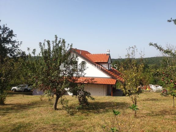 Barajevo - Trebež - kuća za odmor
