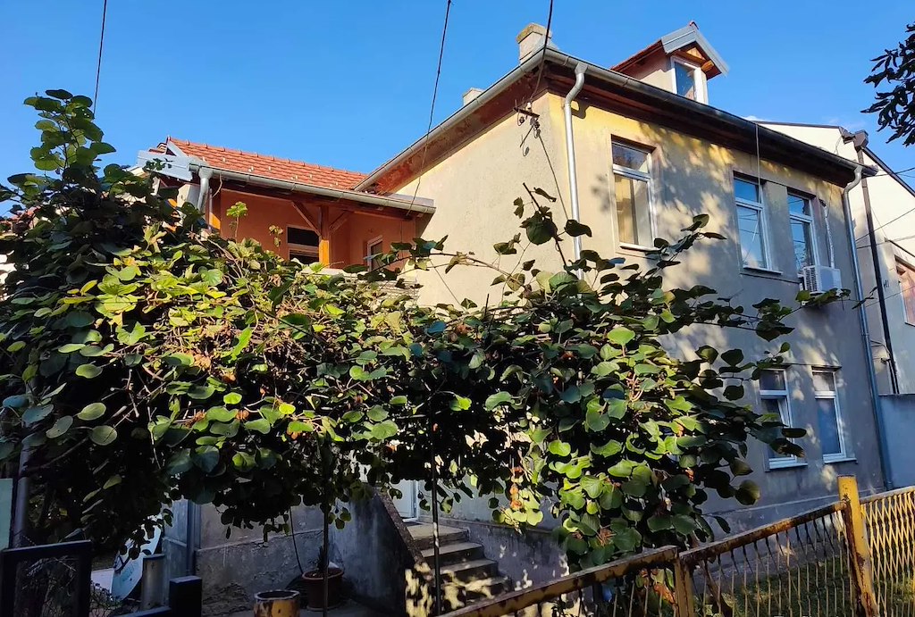 Prodaja, kuća, 200m2, Zemun Gardoš, Zemun, Beograd