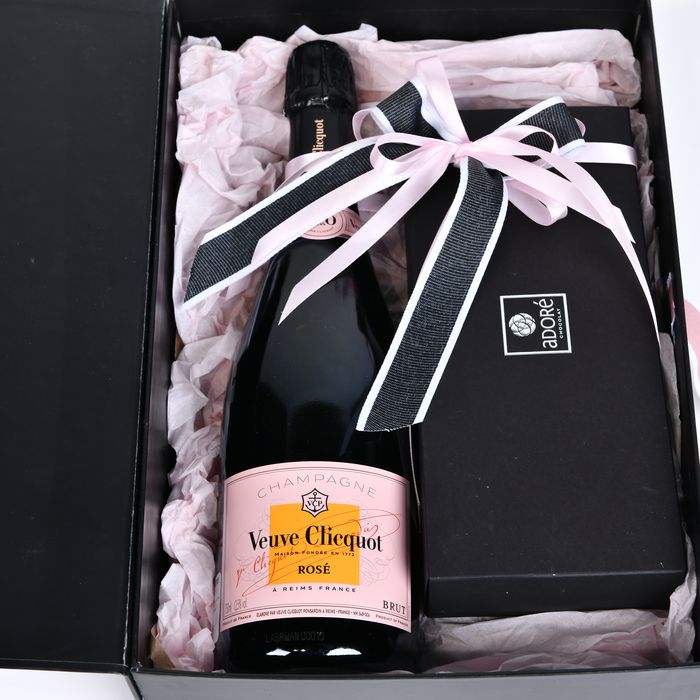 Madame Clicqout Rose Box