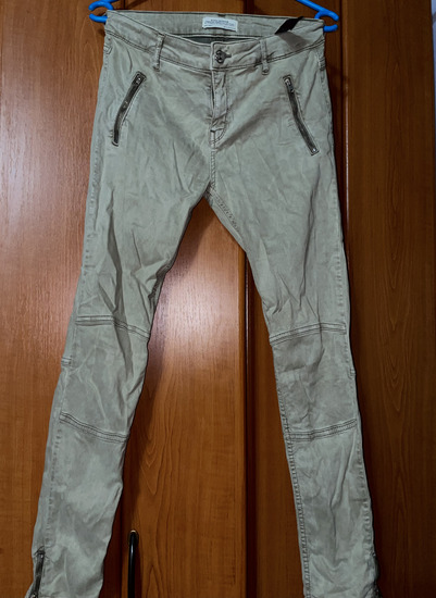 Zara pantalone