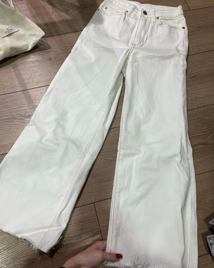 Bele Zara farmerke / pantalone