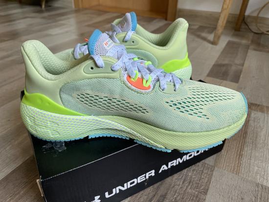 Under armour patike 38