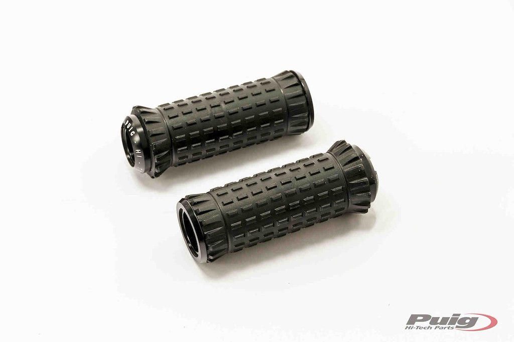 FOOTPEGS 9193N R-FIGHTER S fuzasteri