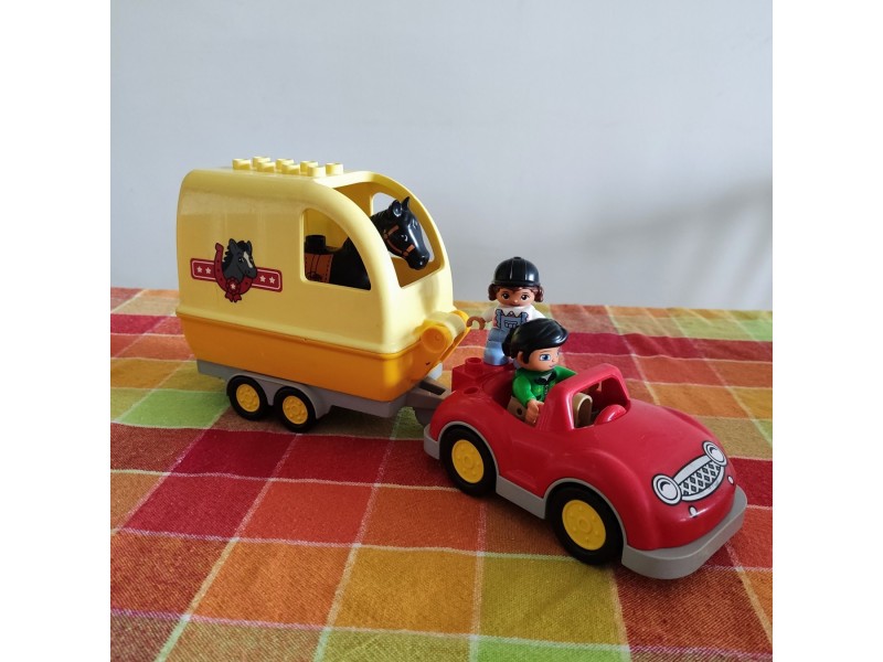 Lego Duplo prevoz konja