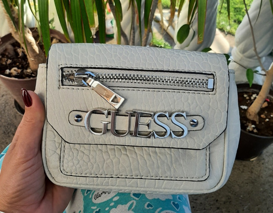 Guess torbica Original akcija