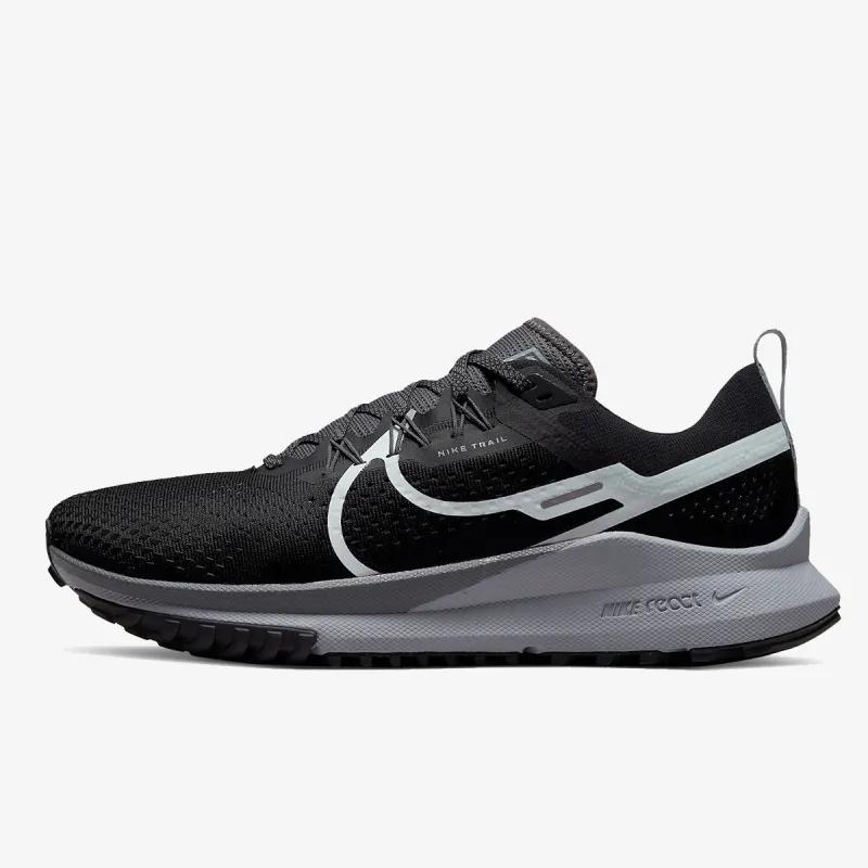 Nike Pegasus Trail 4