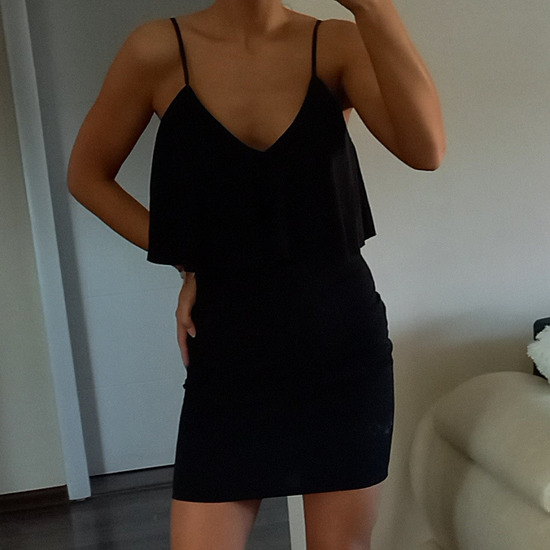 Crna haljinica :)