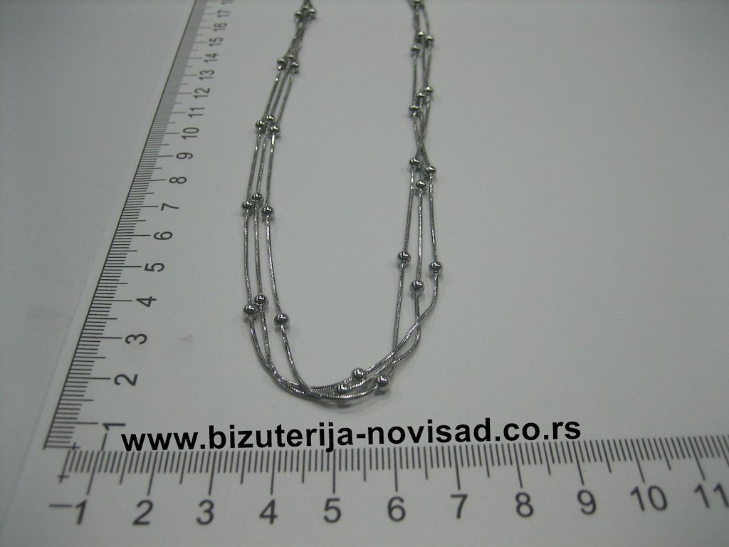 Ogrlica hiruški čelik boje srebra