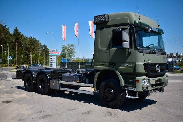 Mercedes-Benz ACTROS 3344 6x6 Chassis Twist Lock BDF LIKE NEW! kamion šasija