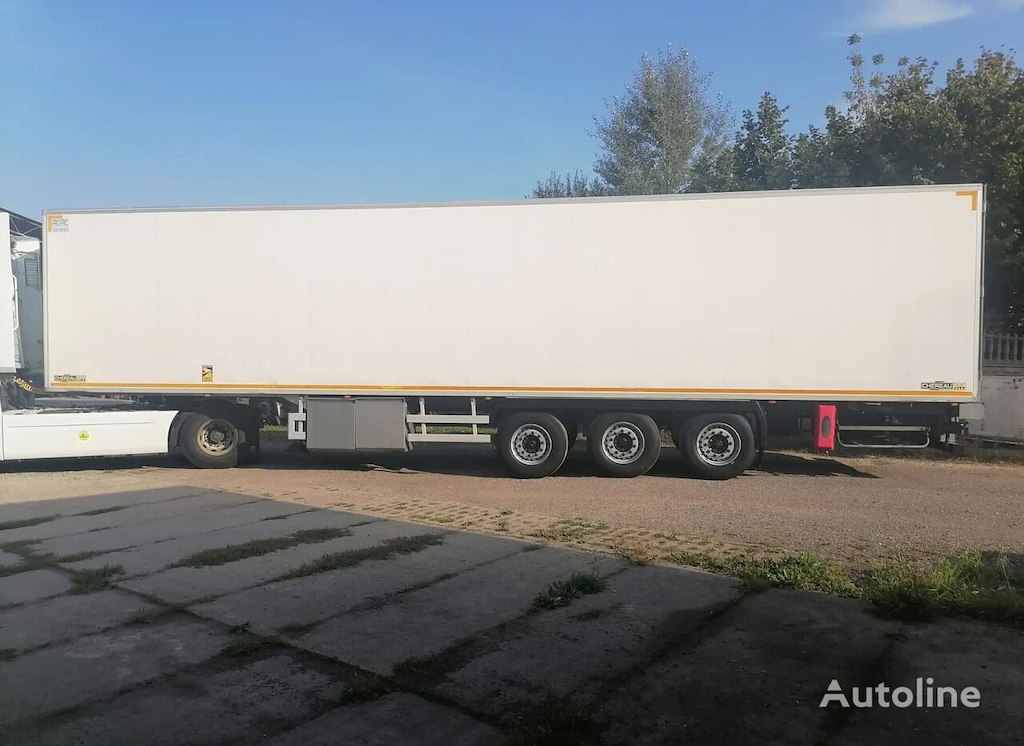 Chereau poluprikolica hladnjača