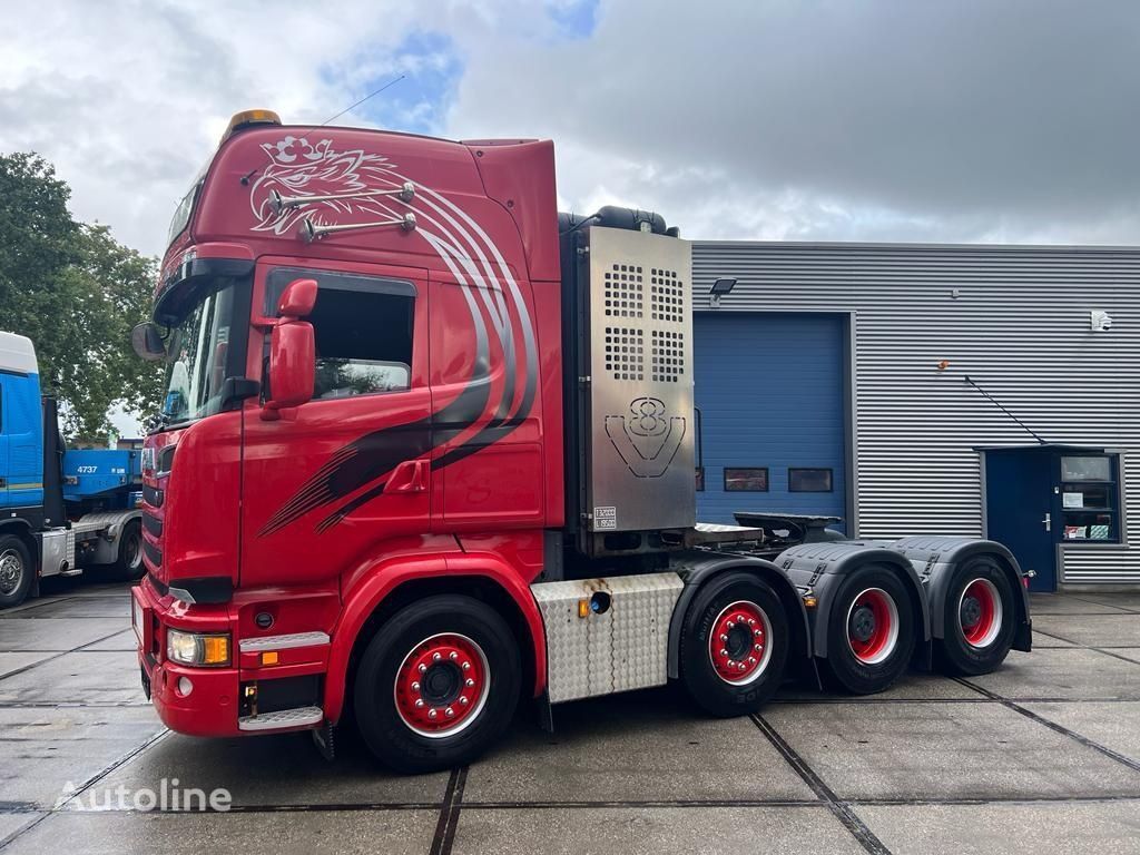 Scania R580 8x4 tegljač