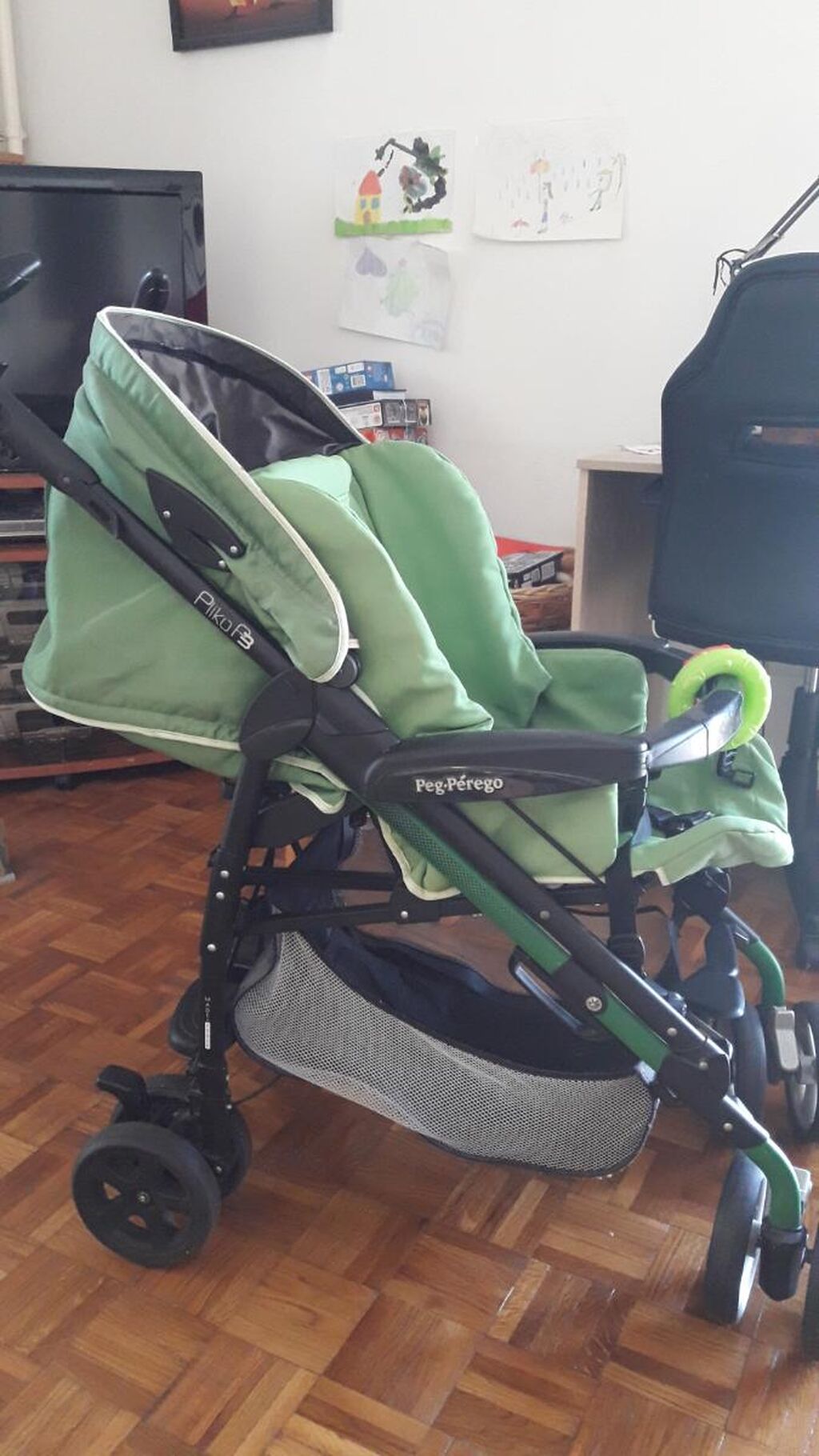 Peg perego kolica, 4 polozaja( ležeći, polulezeci, polusedeci i