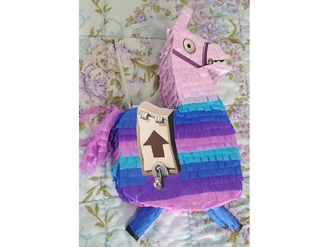 FORTNITE LAMA, pinjata