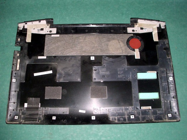 LENOVO Y70-70 (TOUCH) Donji poklopac