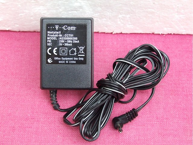 T Com 9V 300mA AC adapter ORIGNAL + GARANCIJA!