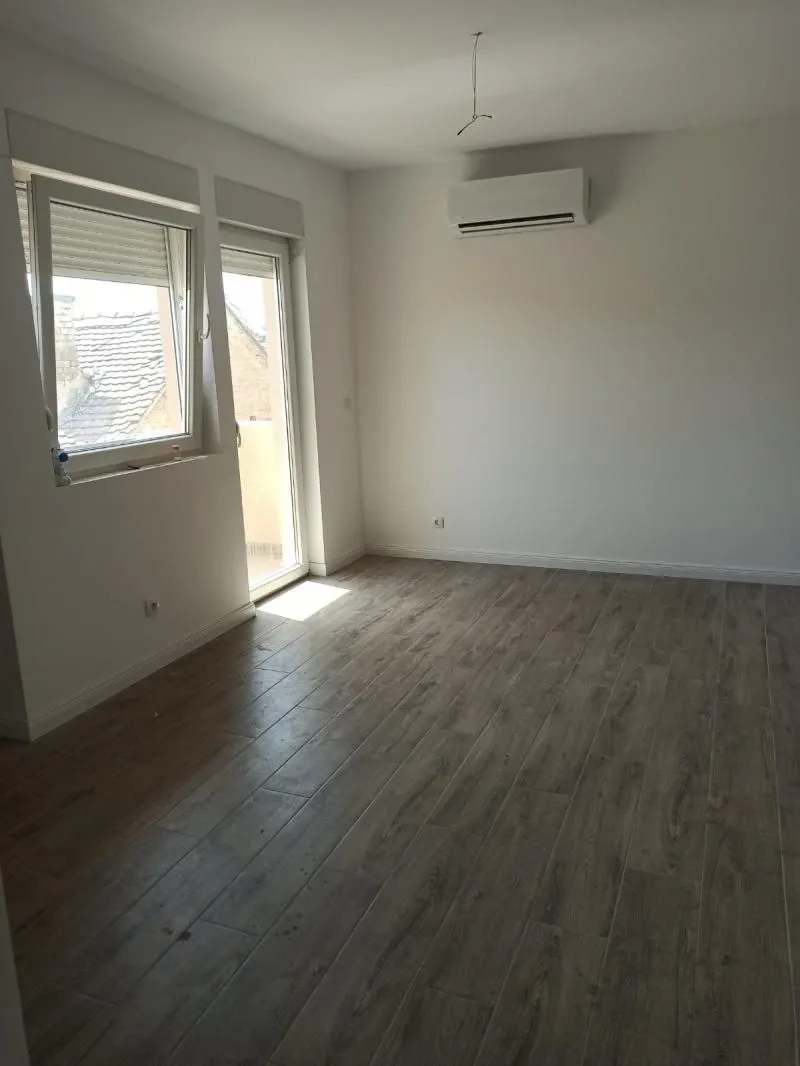 Prodaja, dvosoban stan, 44m2, Zemun, Beograd