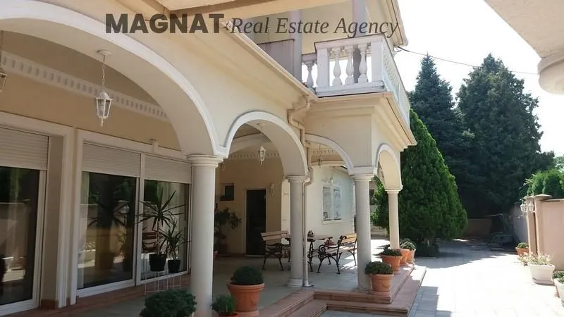 Prodaja, kuća, 806m2, Bežanijska Kosa, Beograd