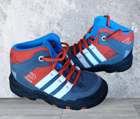 Adidas cipele patike 22