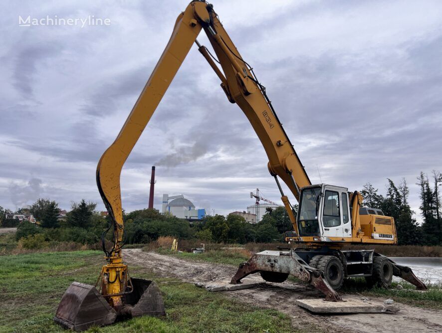 Liebherr 934 bager za pretovar