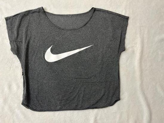 Nike crop