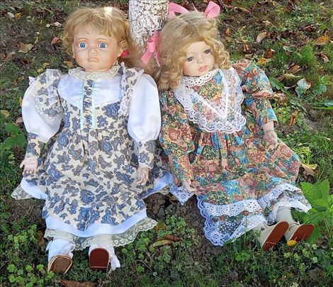 Porcelanske lutke dve sestre stare preko 45 godina