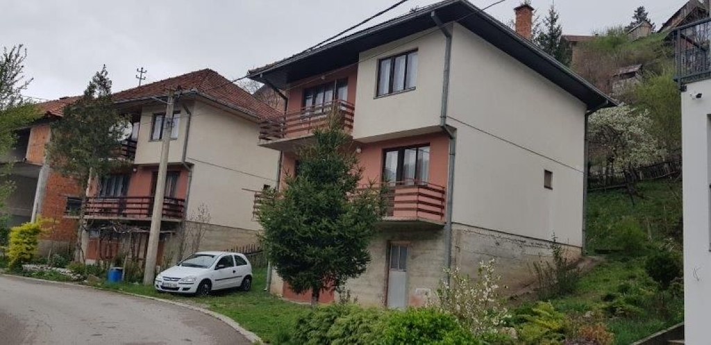 Prodaje se kuća 130 m2, Sjenička bb, Prijepolje