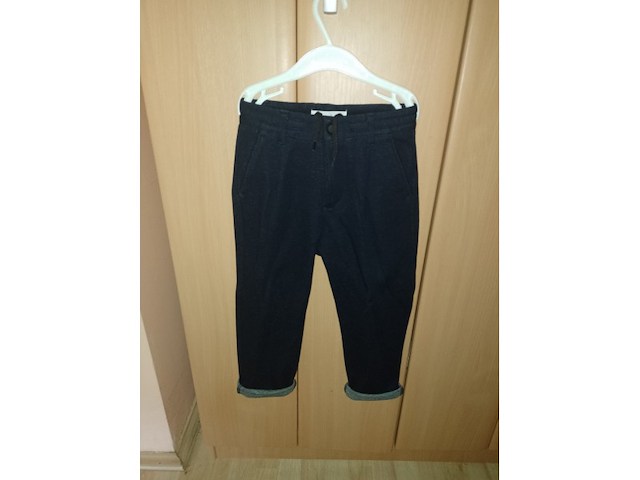 Nove Zara pantalone