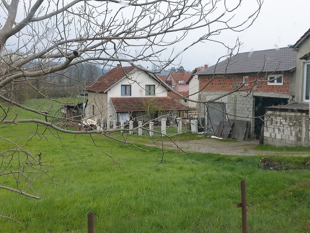 Porodična stambena zgrada u Mionici