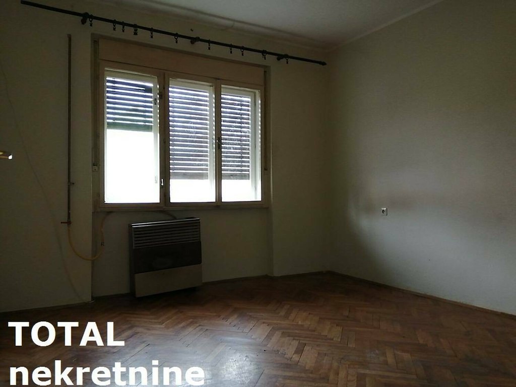 Šestosobna kuća NOVI SAD, 190550€