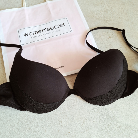 NOVO Woman's Secret crni push up grudnjak