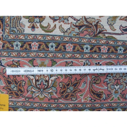 Kashmir Silk Exclusive
189 x 124 cm
