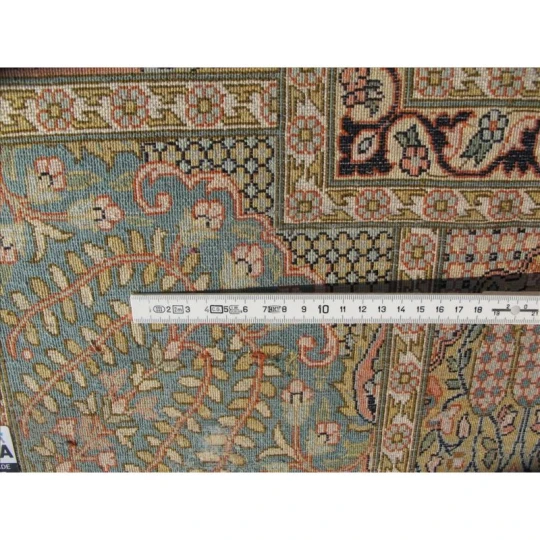 Kashmir Silk Royal
341 x 242 cm